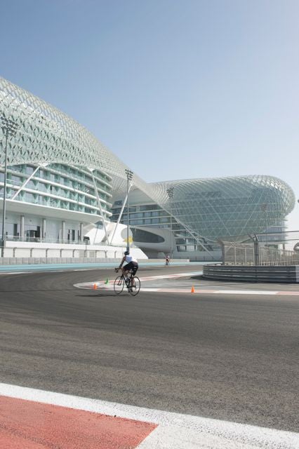 Abu Dhabi's Tri Yas Attracts Record Participation – Triathlete