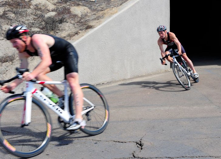 American Greg Billington wins F1 Triathlon – Triathlete