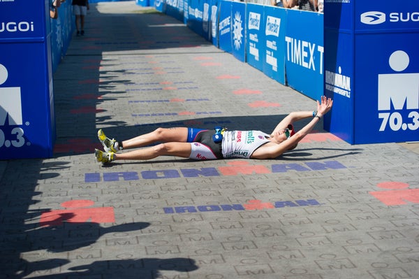 Leanda Cave Takes The Double – Triathlete
