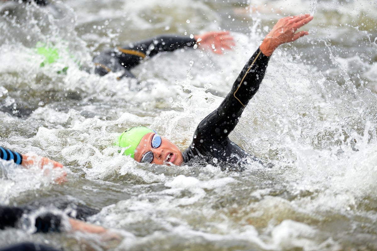 4 Tips For Drafting On The Swim – Triathlete