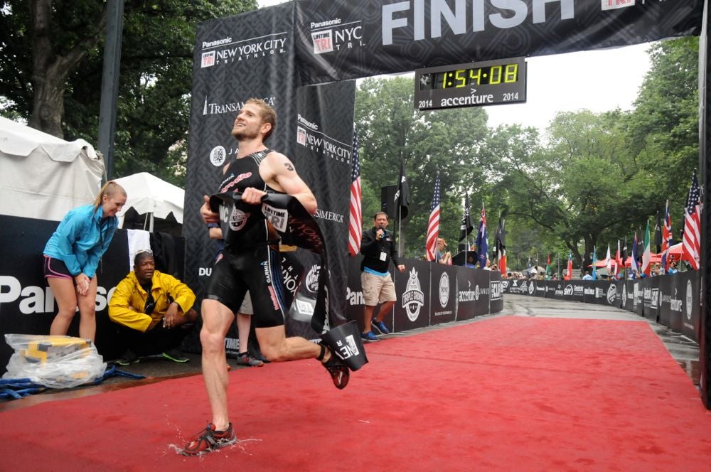 Collins, Kaye Win New York City Triathlon – Triathlete