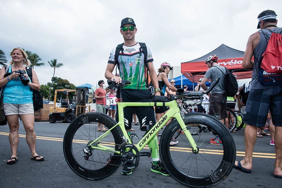2014 Kona Bike Check-In – Triathlete