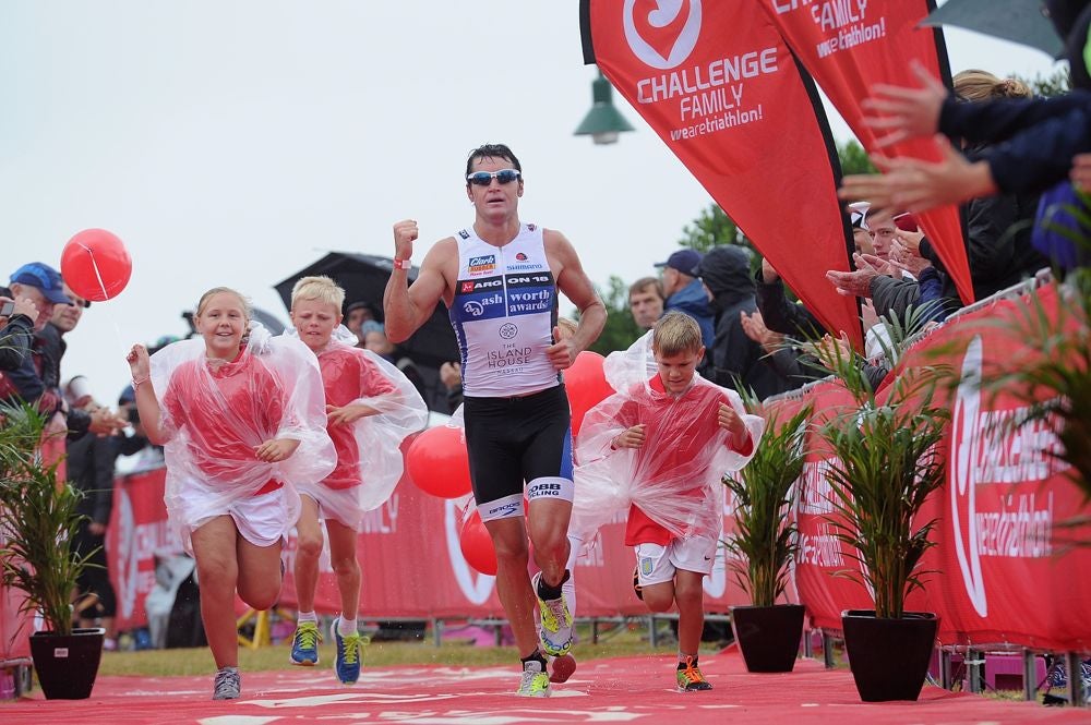 2015 Challenge Melbourne – Triathlete