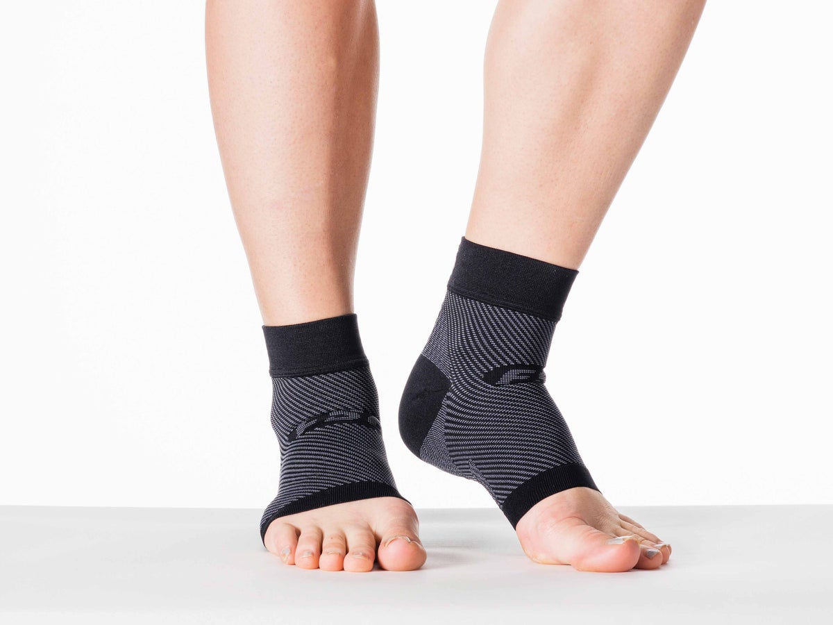 5 Compression Options For Triathletes – Triathlete