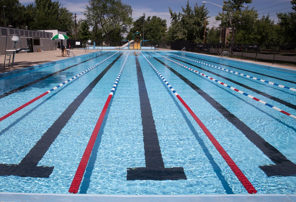 One-Hour Workout: Swim 200s With Finish Sprints – Triathlete