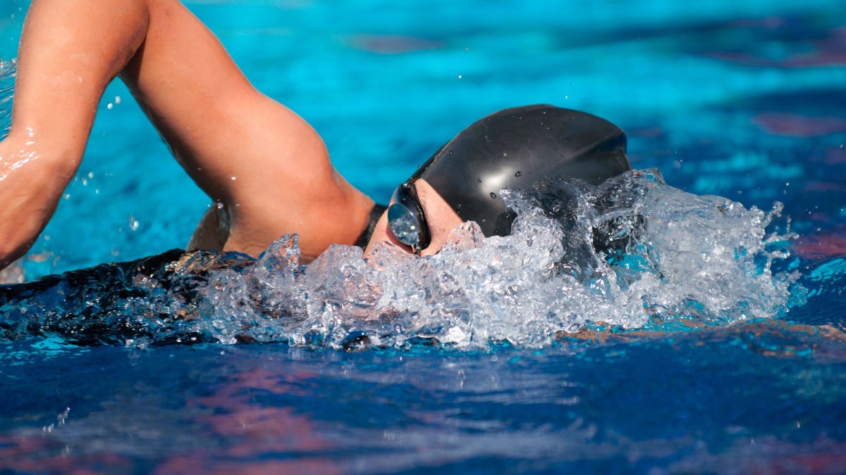 Weekend Swim Workout: Fast/Easy Pyramid – Triathlete