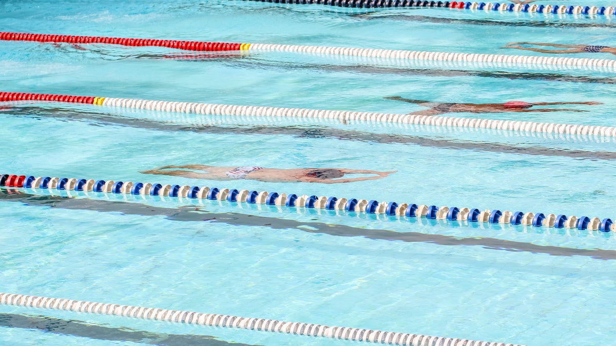 Fast Swim Workout for Triathletes to Try This Winter – Triathlete