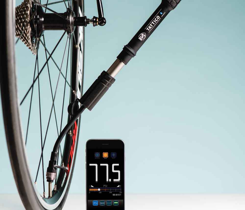 This Smart Mini-Pump Will Become a Go-To Gadget – Triathlete