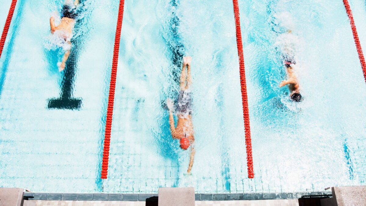 Weekend Swim Workout: Descending 100s – Triathlete