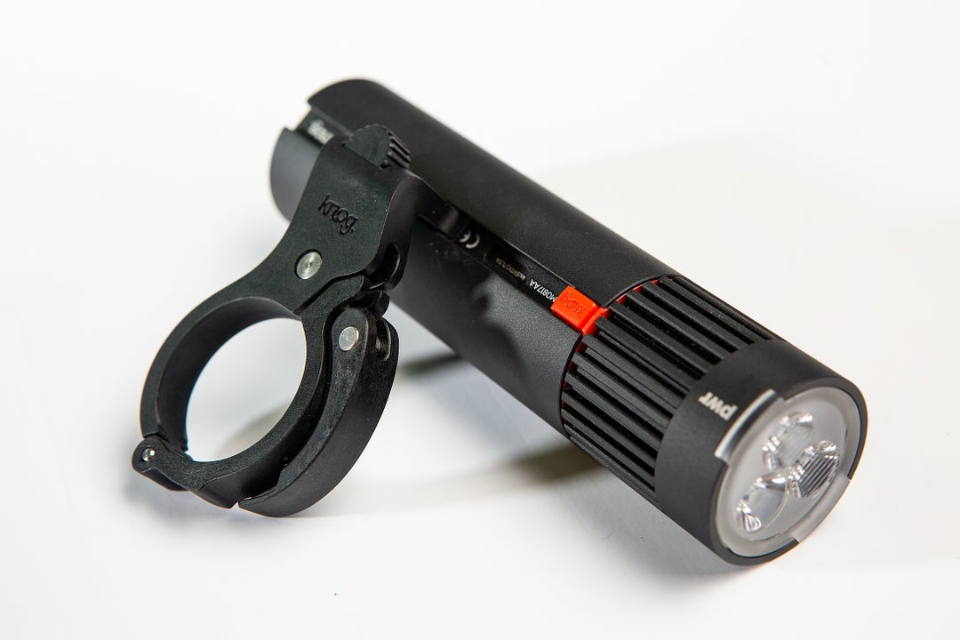 Reviewed: Five Front Lights for Cycling in the Dark – Triathlete
