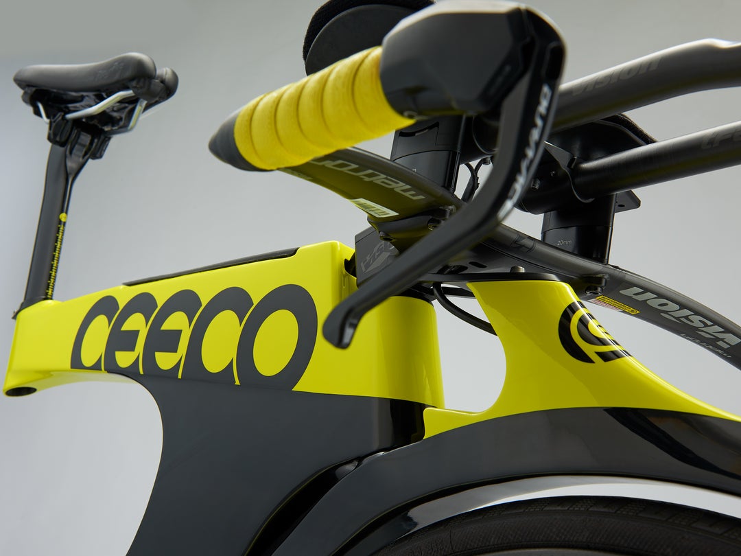No-Holds-Barred: A Look at Ceepo's New Superbike – Triathlete