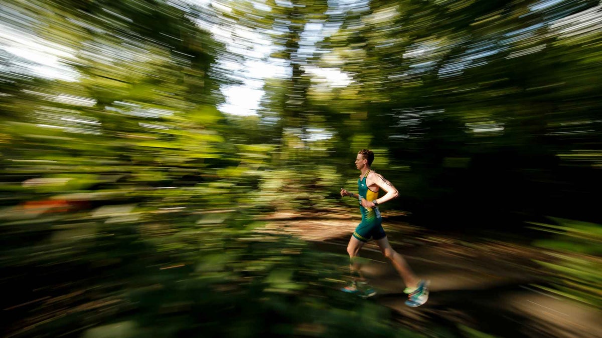 5 Steps to Becoming a Better Runner Off the Bike – Triathlete