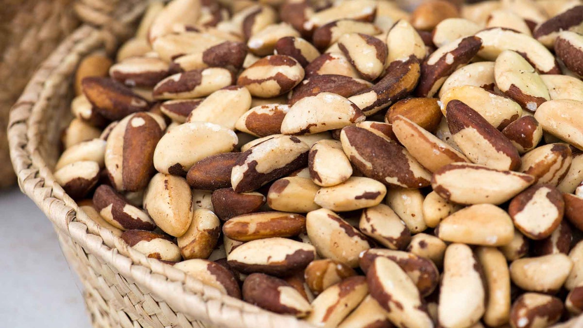 6 Superfoods That Will Make You a Happier, Healthier Athlete – Triathlete