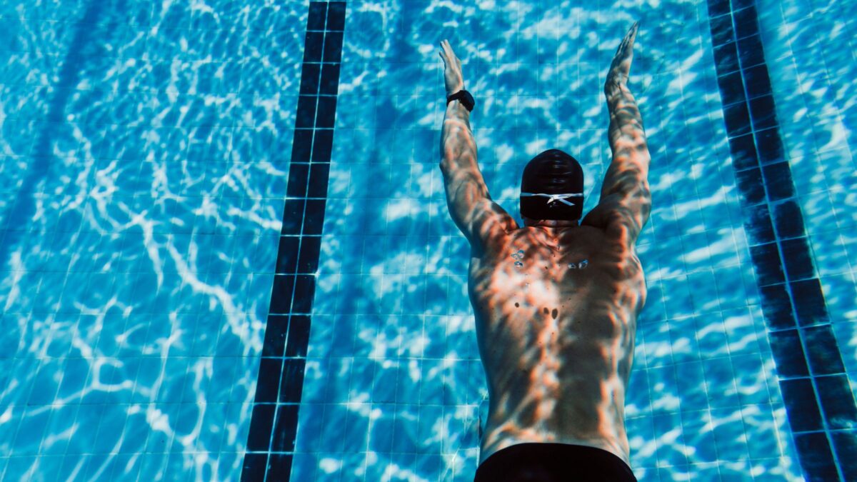 Weekend Swim Workout: Recovery Swim – Triathlete