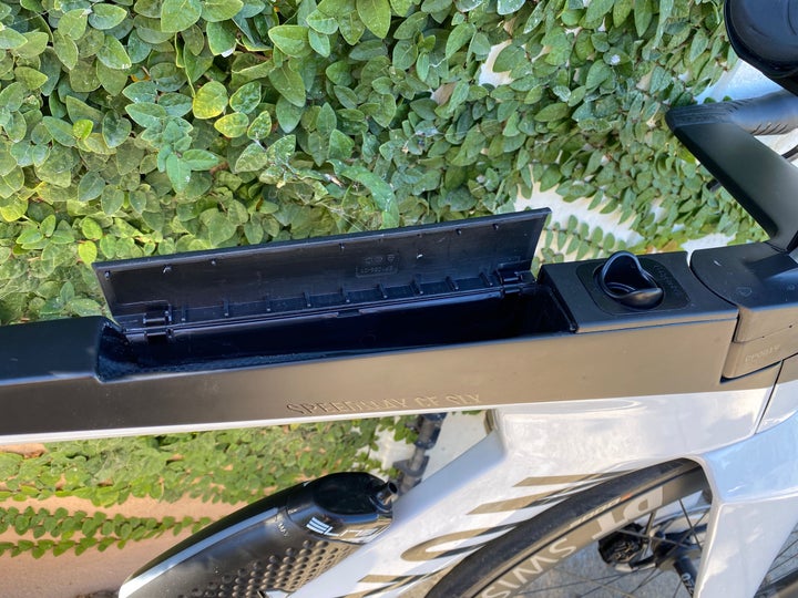 Deep Dive: The New Canyon Speedmax CF SLX Disc – Triathlete