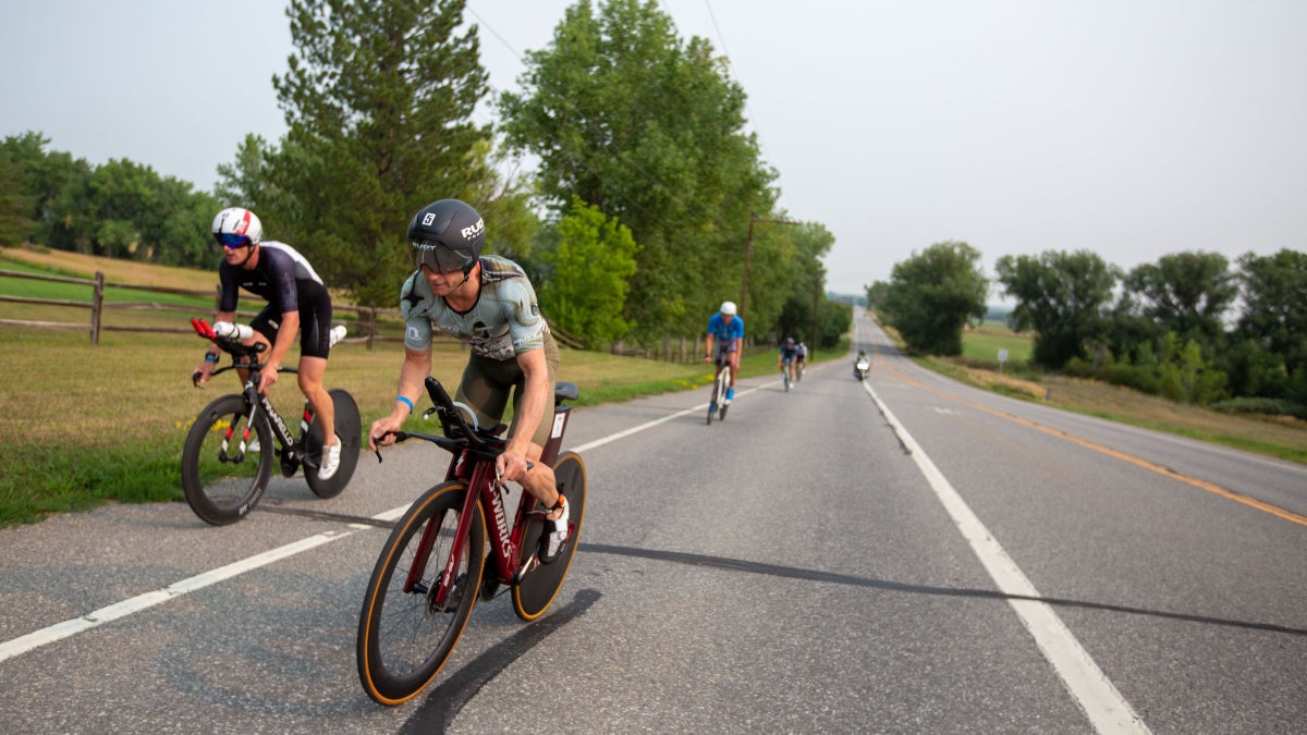 One-Hour Workout: Sweet Spot Strength Bike Intervals – Triathlete