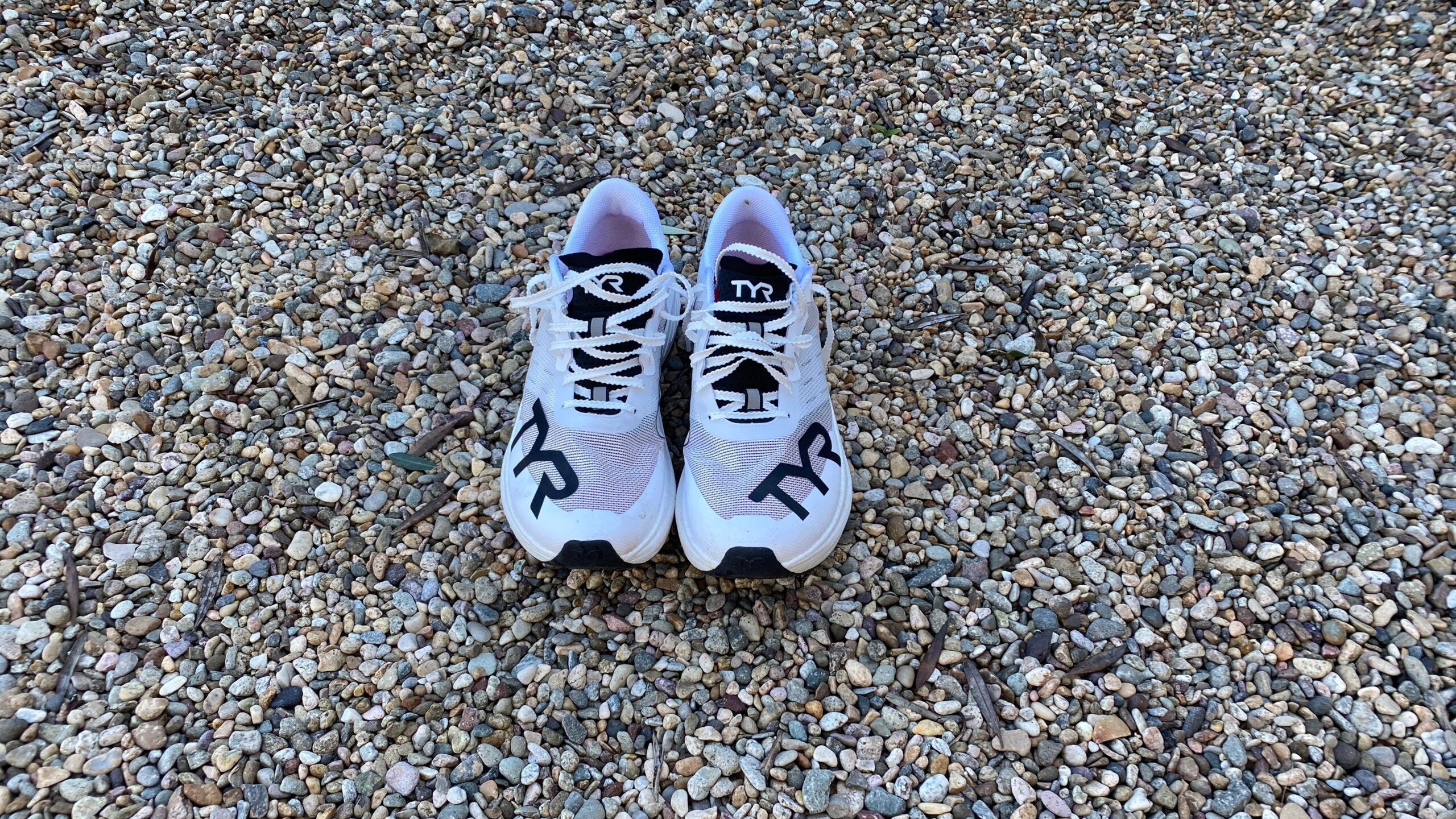 A TYR Valkyrie Elite Carbon Review for Triathlon – Triathlete