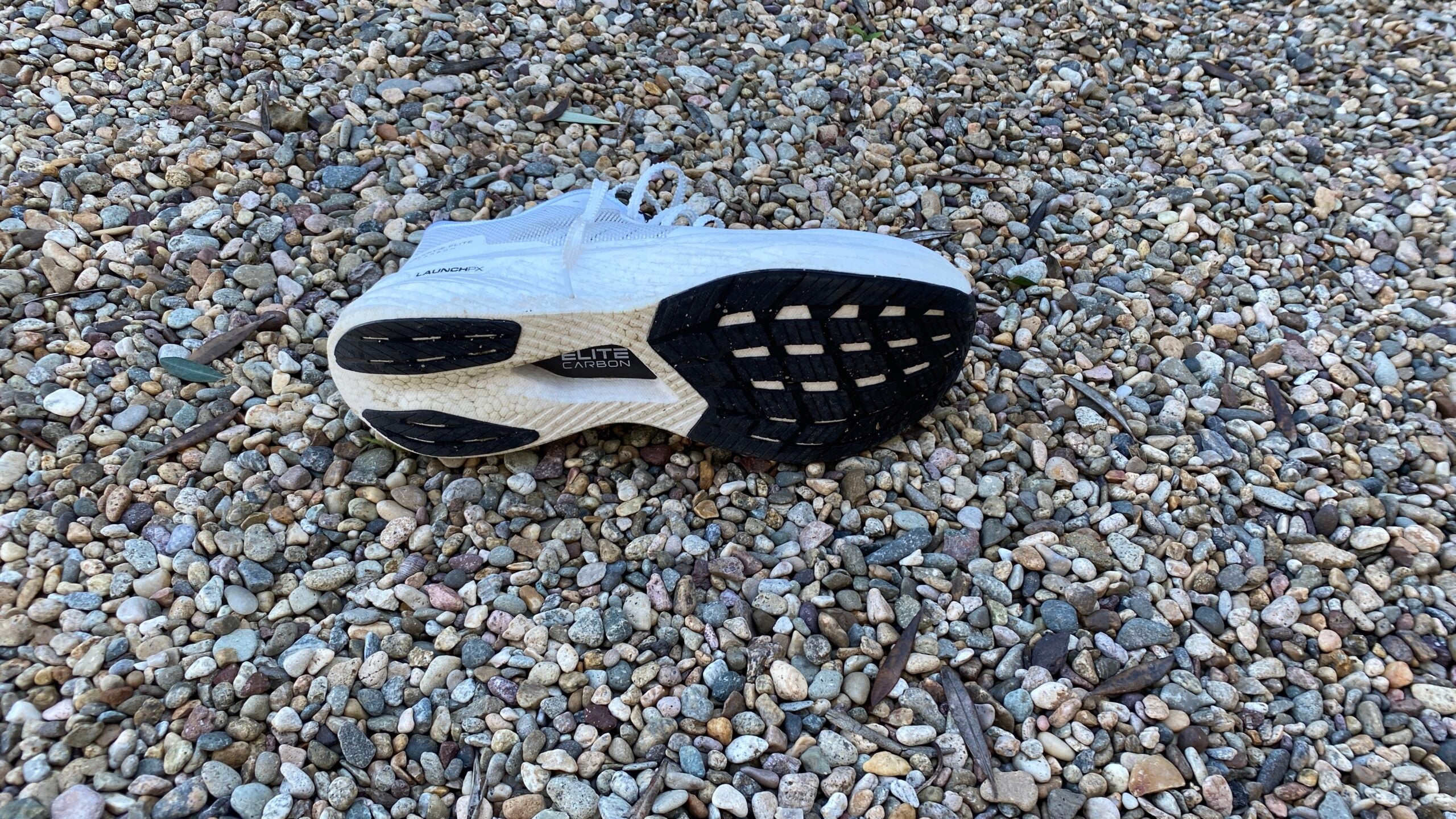 A TYR Valkyrie Elite Carbon Review for Triathlon – Triathlete