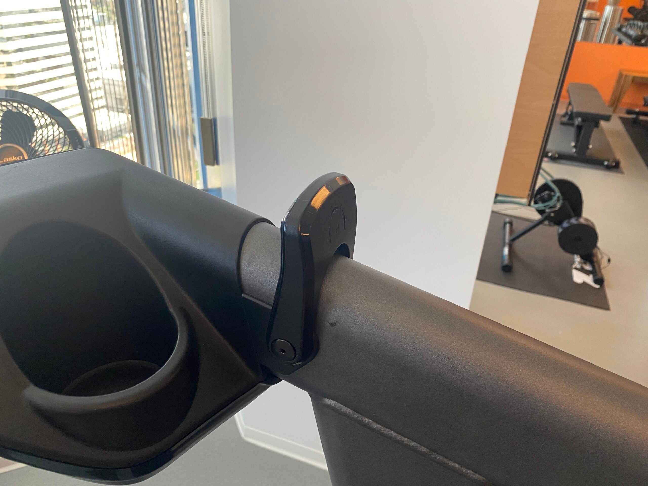 We Test & Review the New Wahoo Kickr Run Treadmill – Triathlete