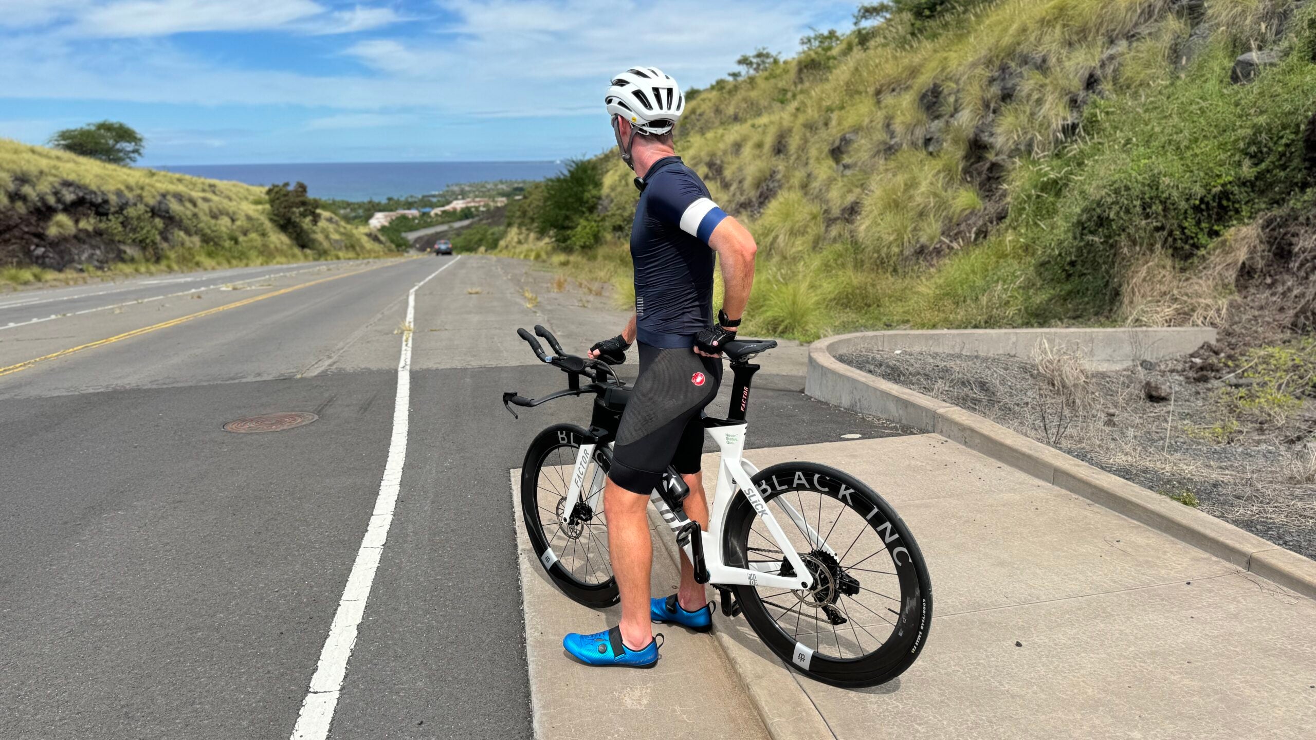 A Hands-On Review of the New Factor Slick Tri Bike – Triathlete