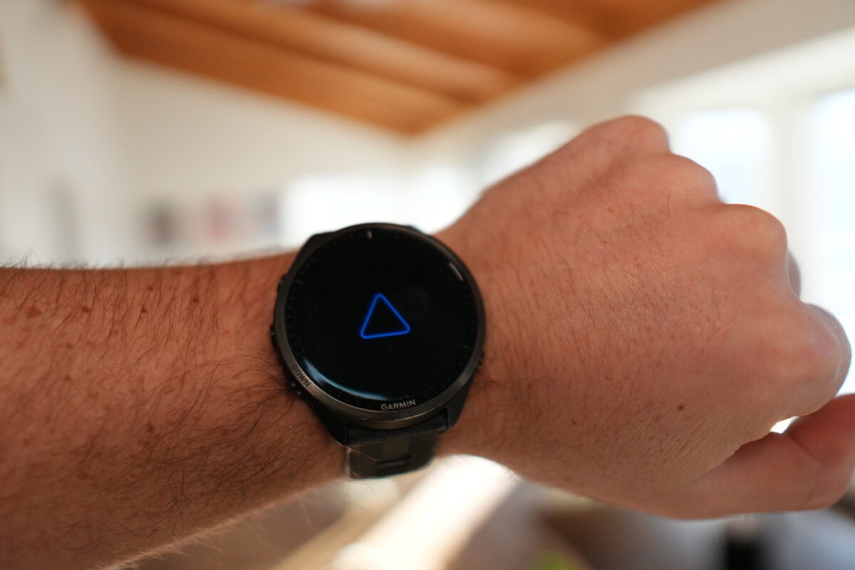 What We Know About the Garmin "Blue Triangle" Bug [Updated with Fix Info]
