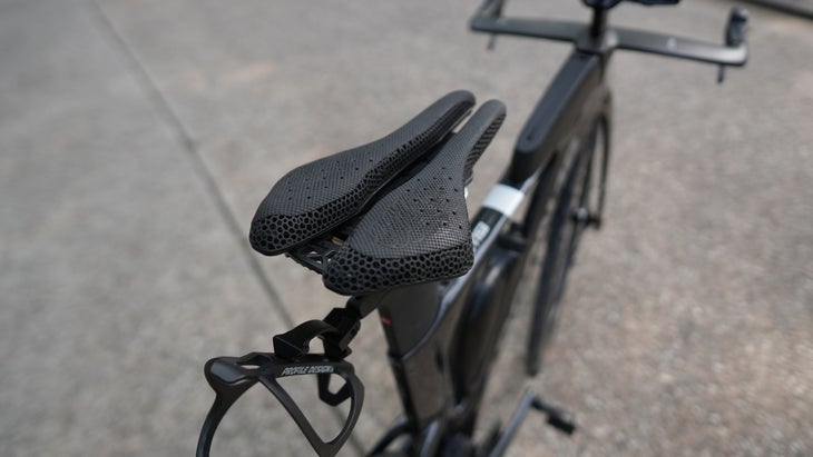 Pro Triathlete Tamara Jewett's Argon 18 E-119 Bike – Triathlete