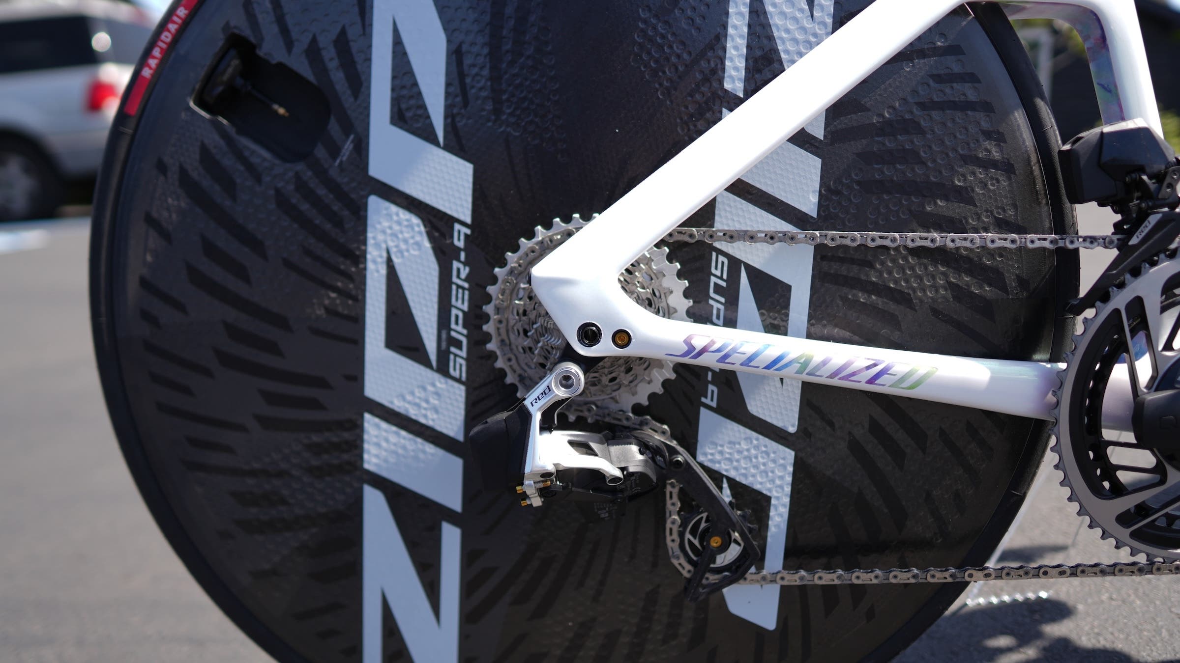 Pro Triathlete Paula Findlay's Specialized Shiv TT Bike — Triathlete