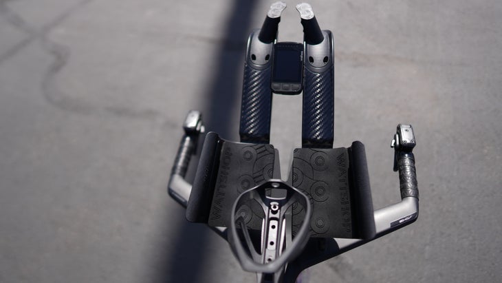 Pro Triathlete Paula Findlay's Specialized Shiv TT Bike – Triathlete