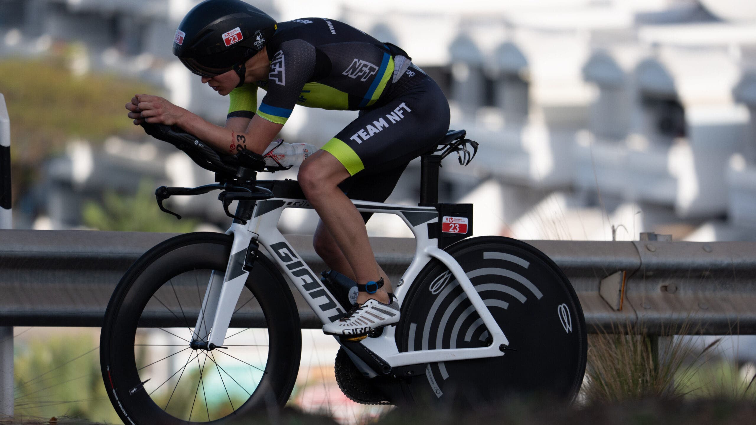 Single-Leg Cycling Workouts for a Smooth, Efficient, Balanced Pedal Stroke